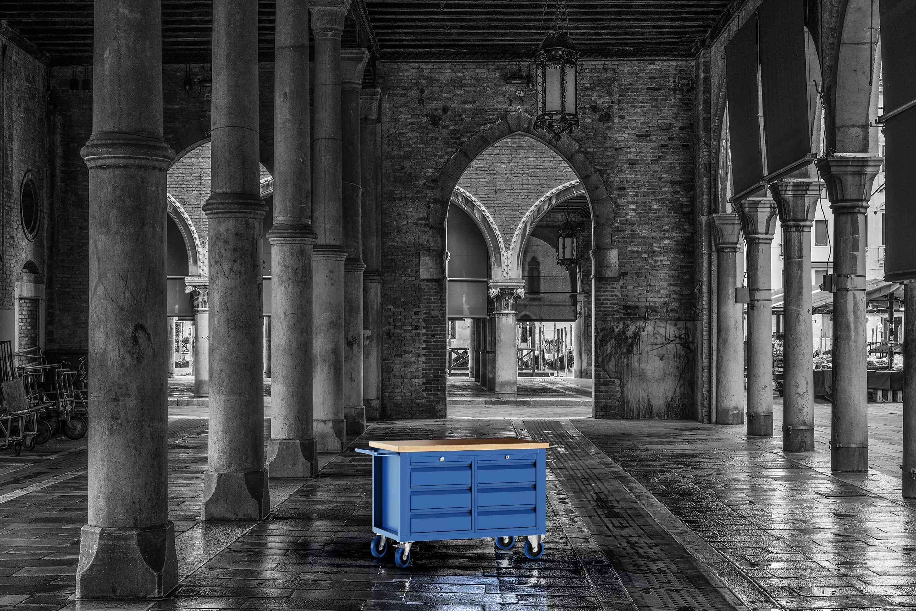 ARMECO - Arredamenti metallici Corti - Armadi metallici e banchi da lavoro