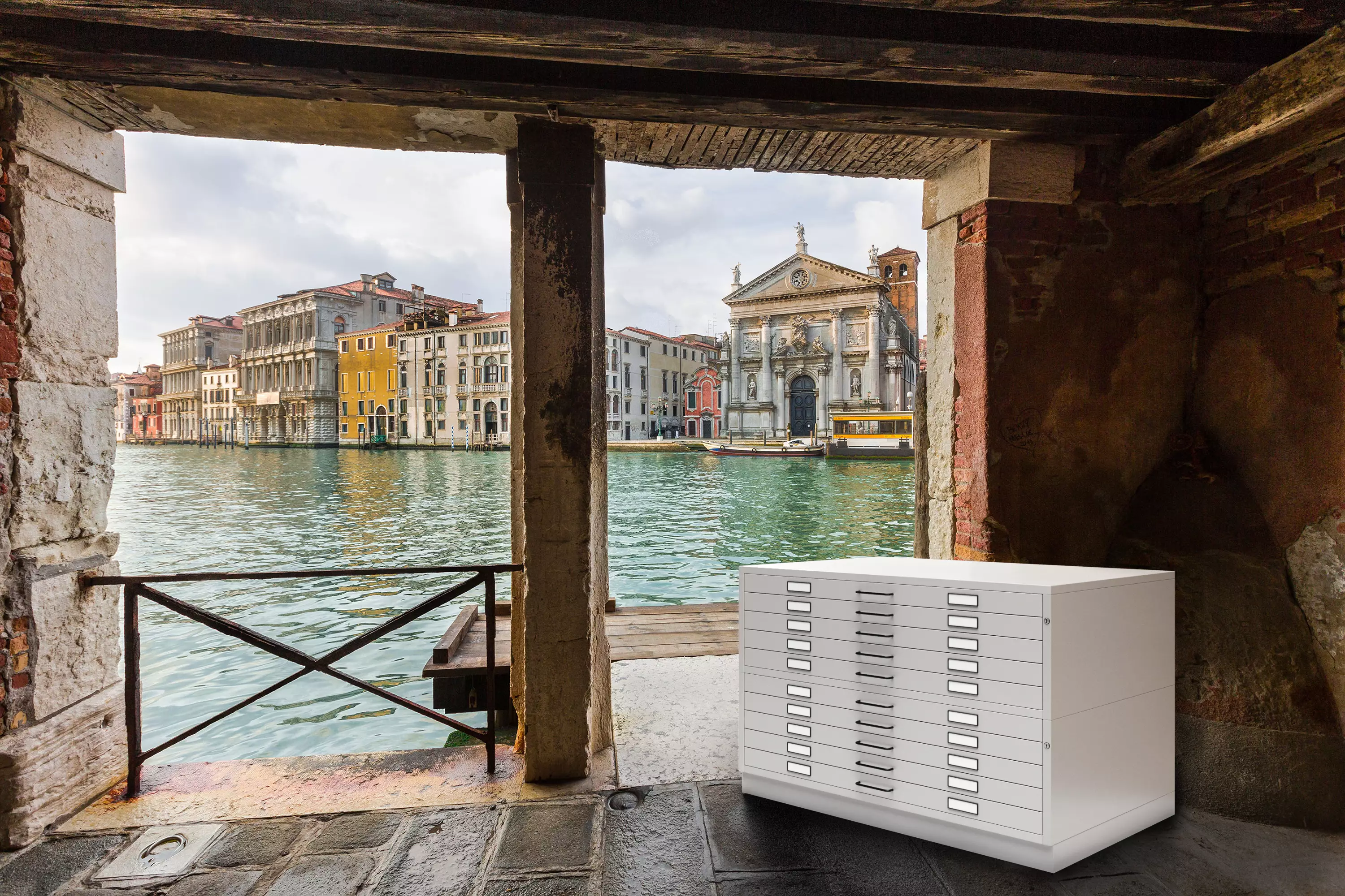 ARMECO - Arredamenti metallici Corti - Armadi metallici e banchi da lavoro